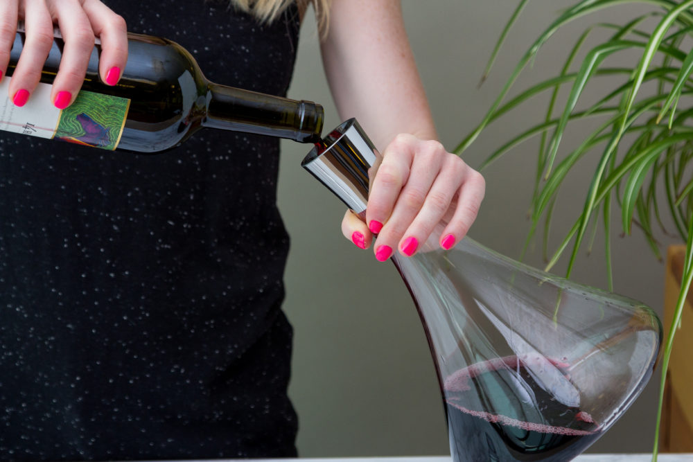 Decanting bottles store