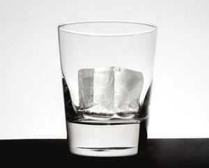 Why The Size & Shape Of Ice For Cocktails Matters