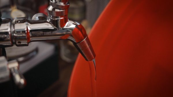 Draft Beer 101: The Basics of Beer Line Cleaning